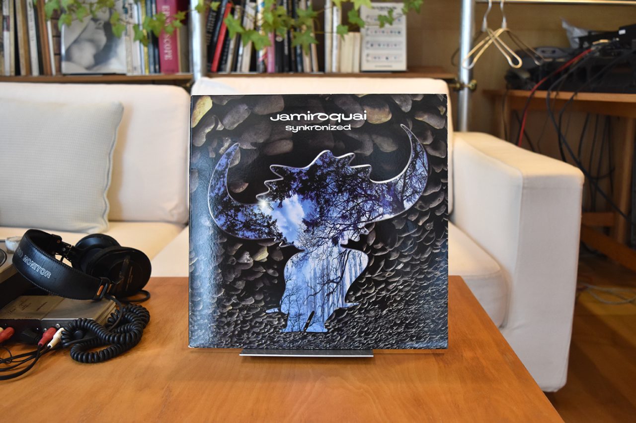 Jamiroquai 「Synkronized」 – 上品倶楽部